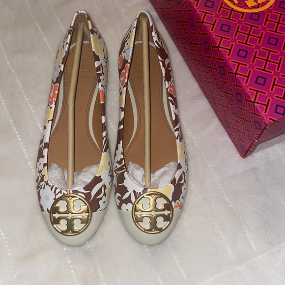 Tory Burch | Shoes | Tory Burch Chelsea Ballet Flat Nwt | Poshmark